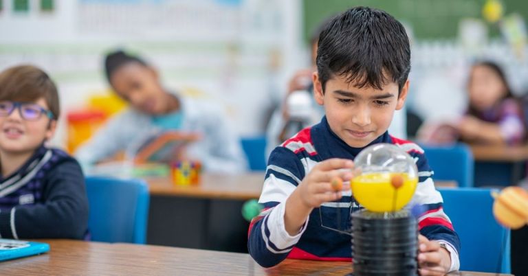 Emphasising student-centred learning and employing active learning activities - EDUtech_talks